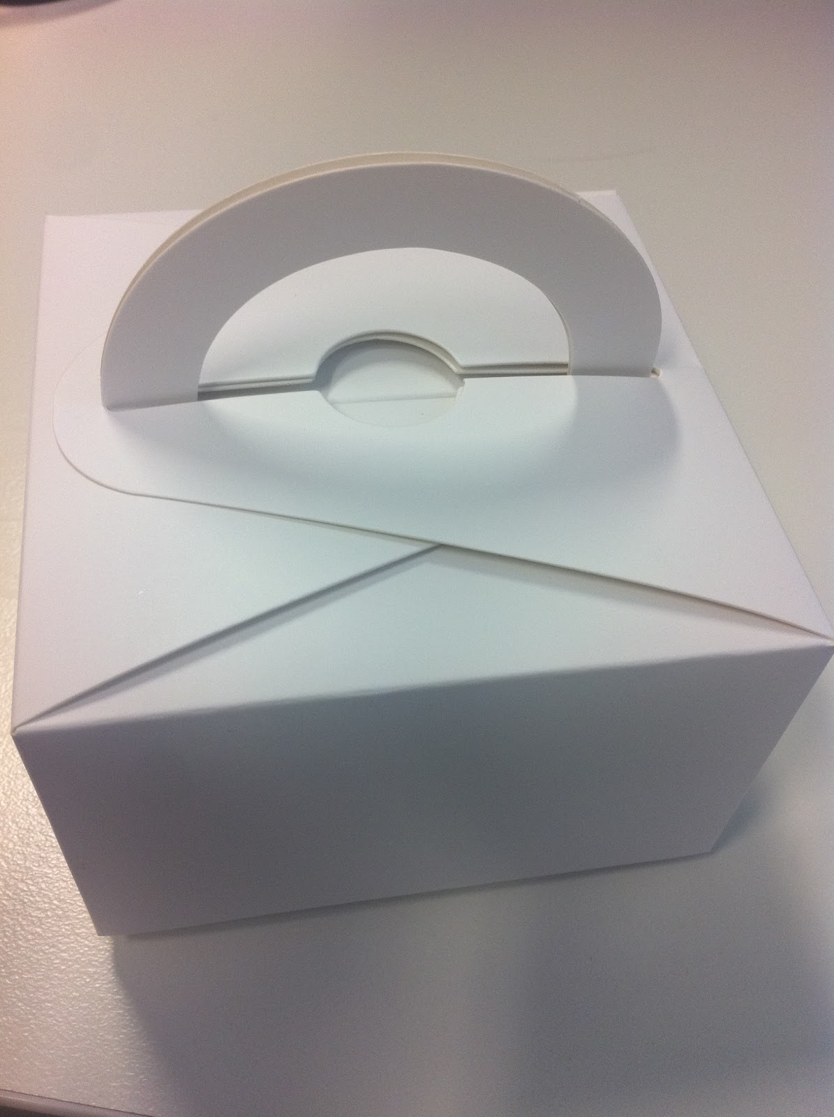 S'Agapo: Cake Boxes